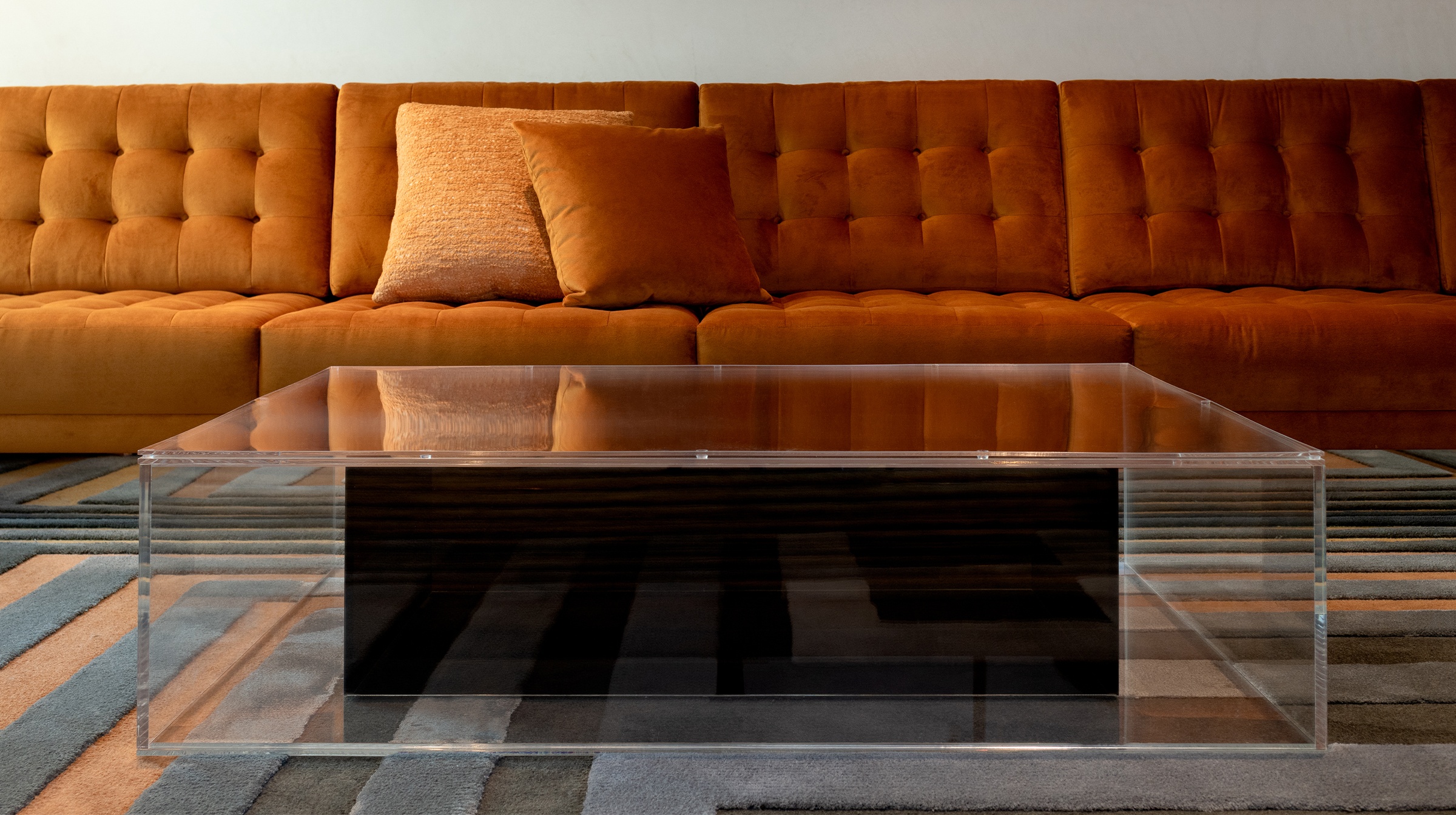 Echo Acrylic Coffee Table - Kovac